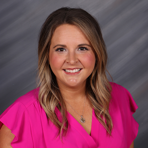 Renee Royal's Instagram, Twitter & Facebook on IDCrawl