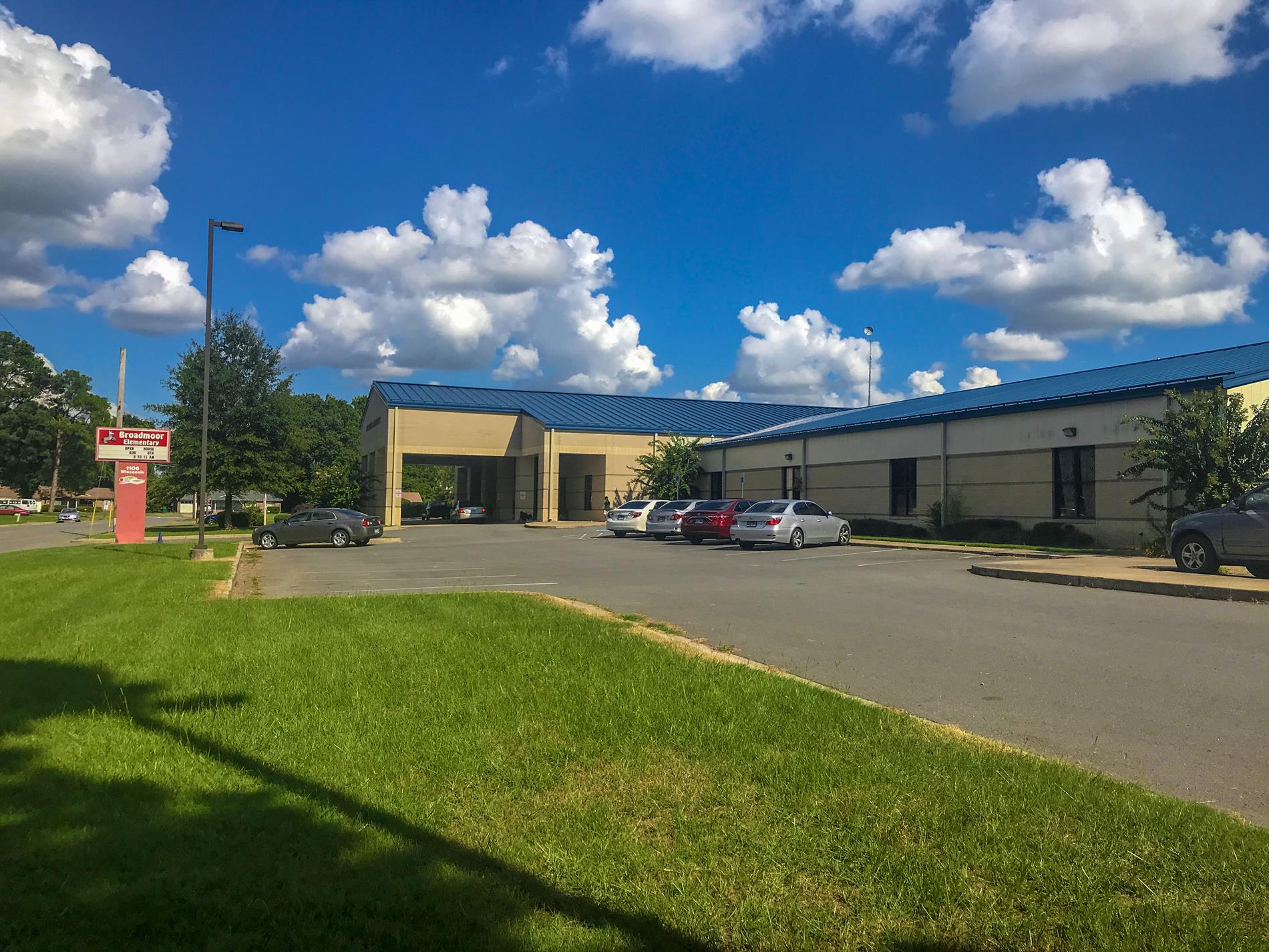 Broadmoor Elementary School